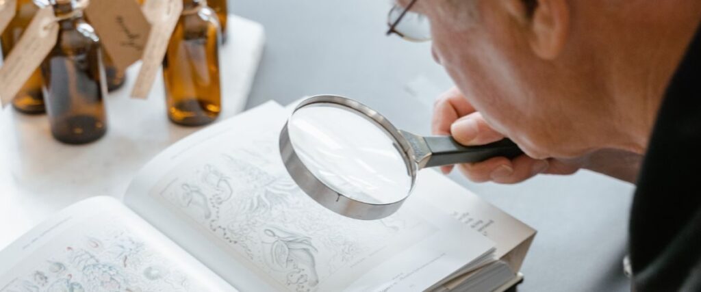 Magnifying vision aid | BeyondEye ophthalmology practice